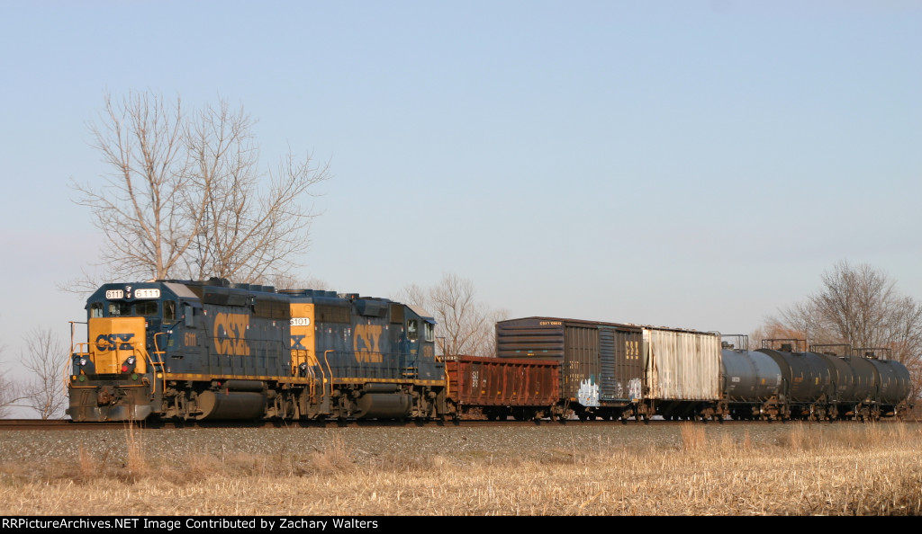 CSX 6111 6101